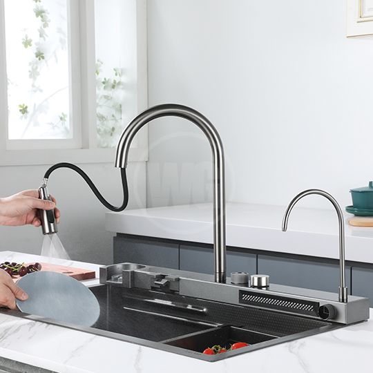 Water Gate KF-GM001| Gunmetal Kitchen Faucet 1 - Watergate
